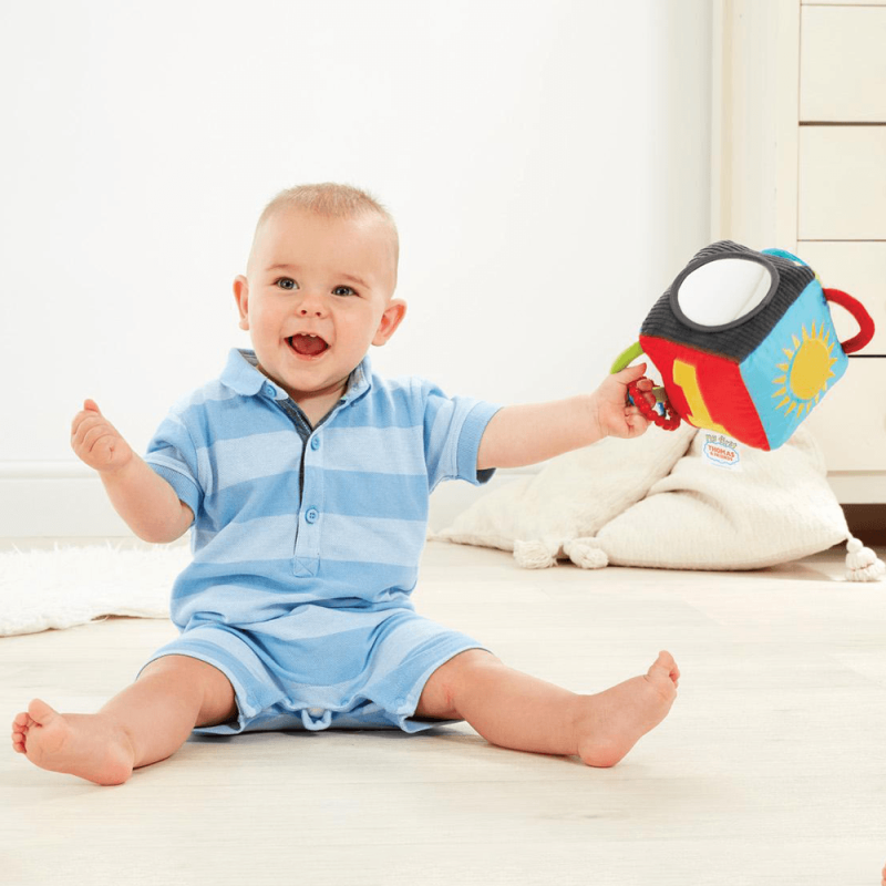 Thomas toget | Klær, leker og tilbehør for barn 0-10 år | Småtasser.no